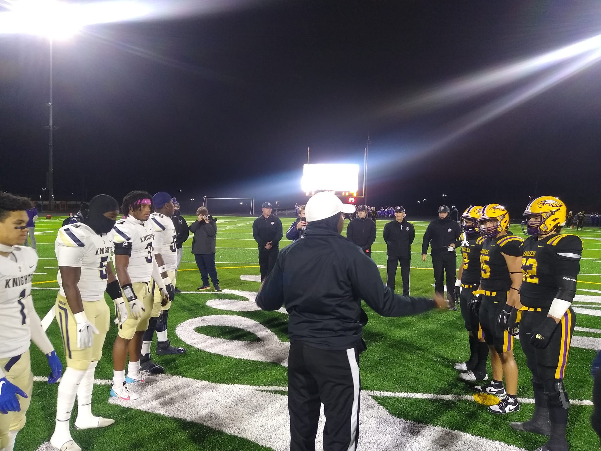 Avon vs Hoban: A Look at The Black Friday Tradition - Kee On Sports ...
