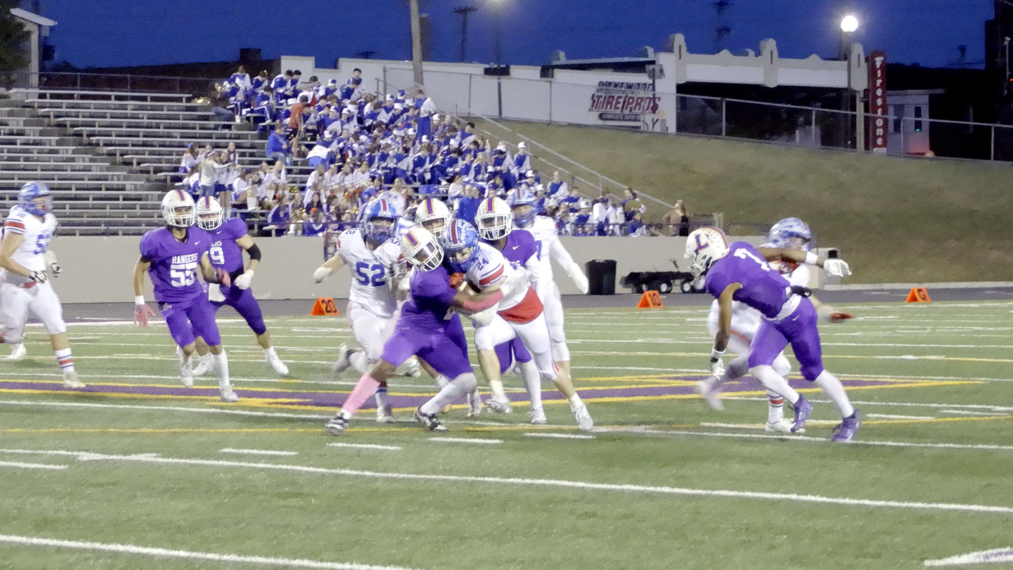 Bay Defeats Lakewood 42-7 in CWC Tilt - Kee On Sports Media Group